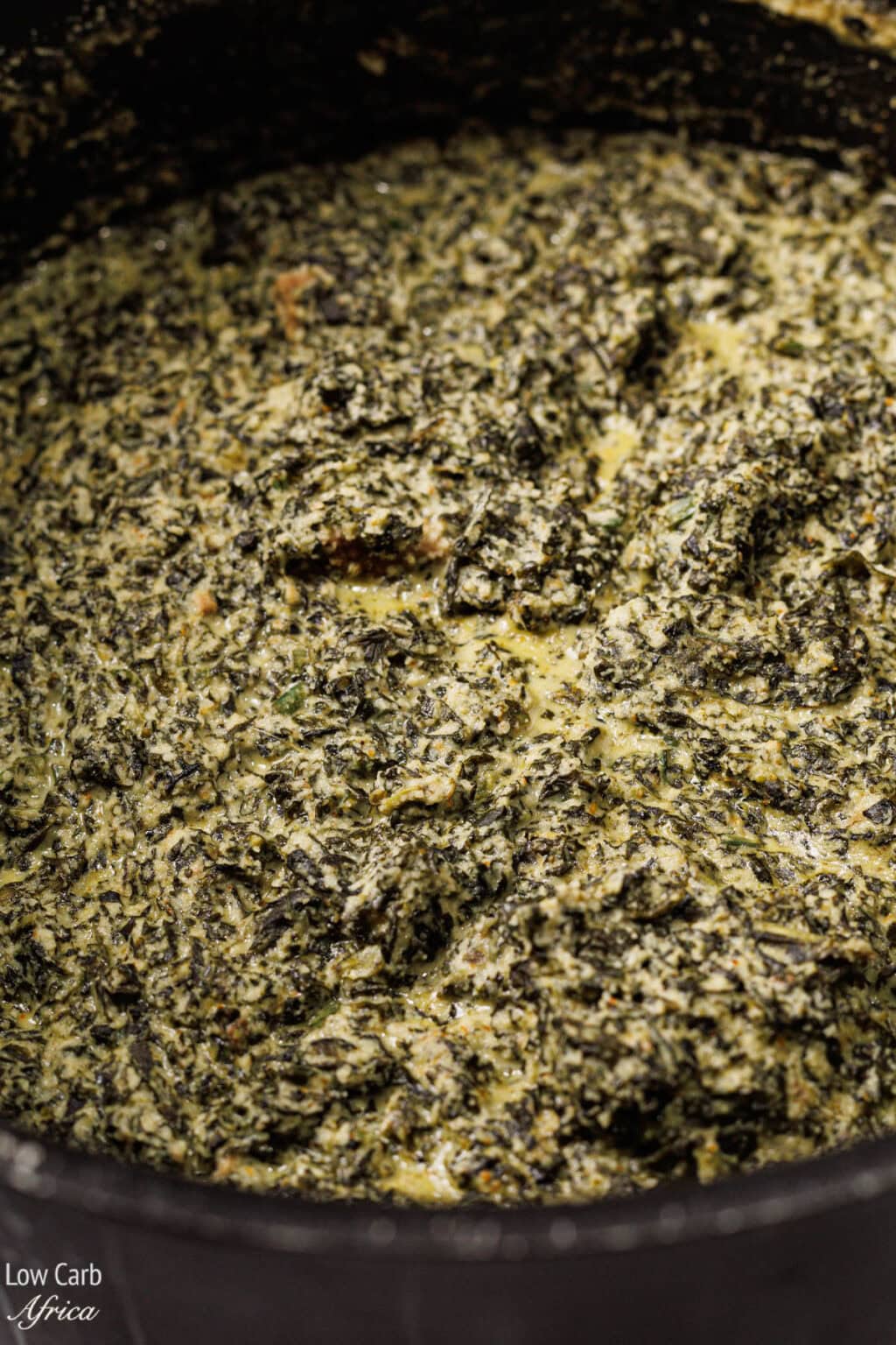 Ndolé (Cameroonian Peanut and Bitterleaf Soup) - Low Carb Africa